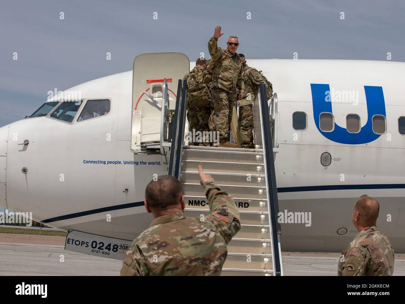 U.S. Army Soldiers of Headquarters Company, 86th Infantry Brigade ...