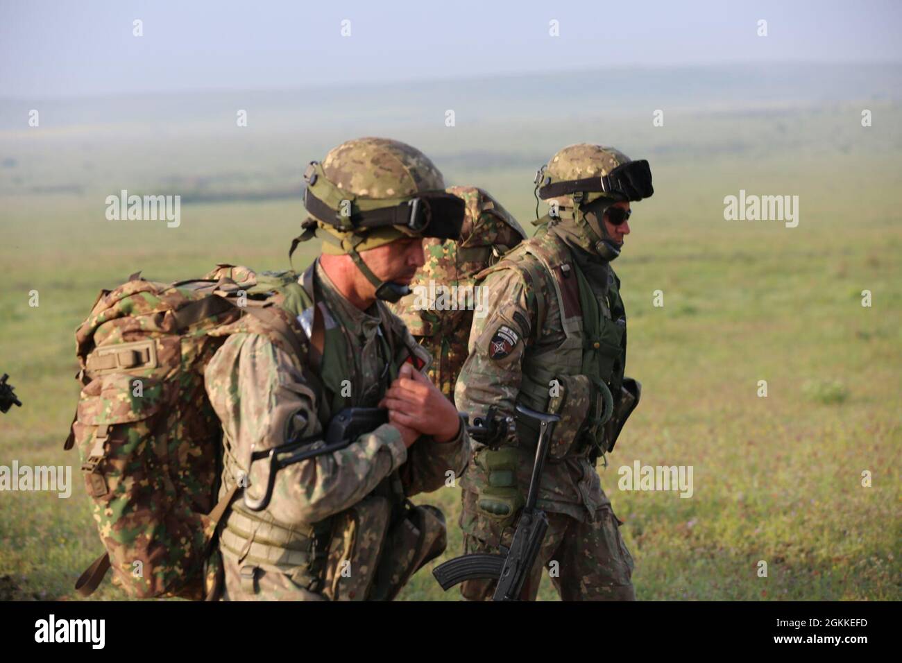 Romanians from 9th Bat assume authority during Swift Response 21 in ...