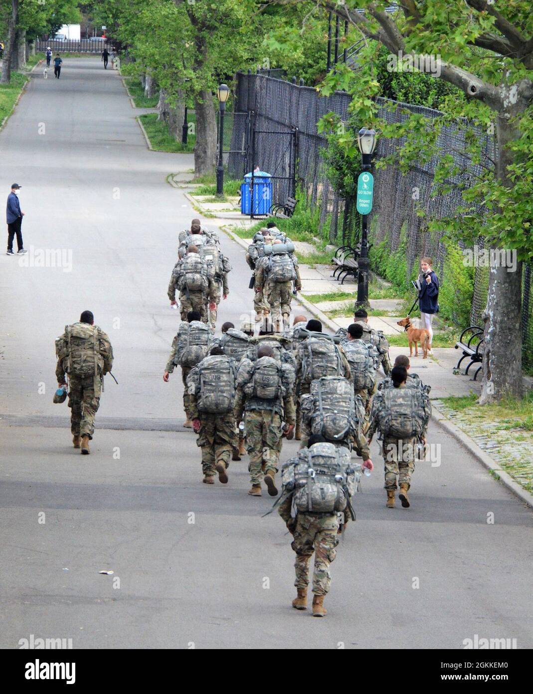 New York Army National Guard Soldiers Assigned To The Headquarters