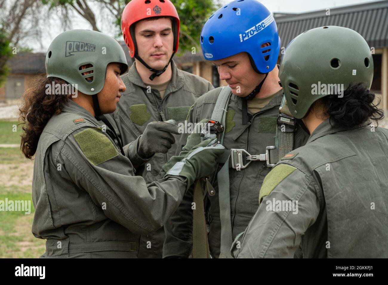 Students from undergraduate pilot training at Laughlin Air Force Base ...