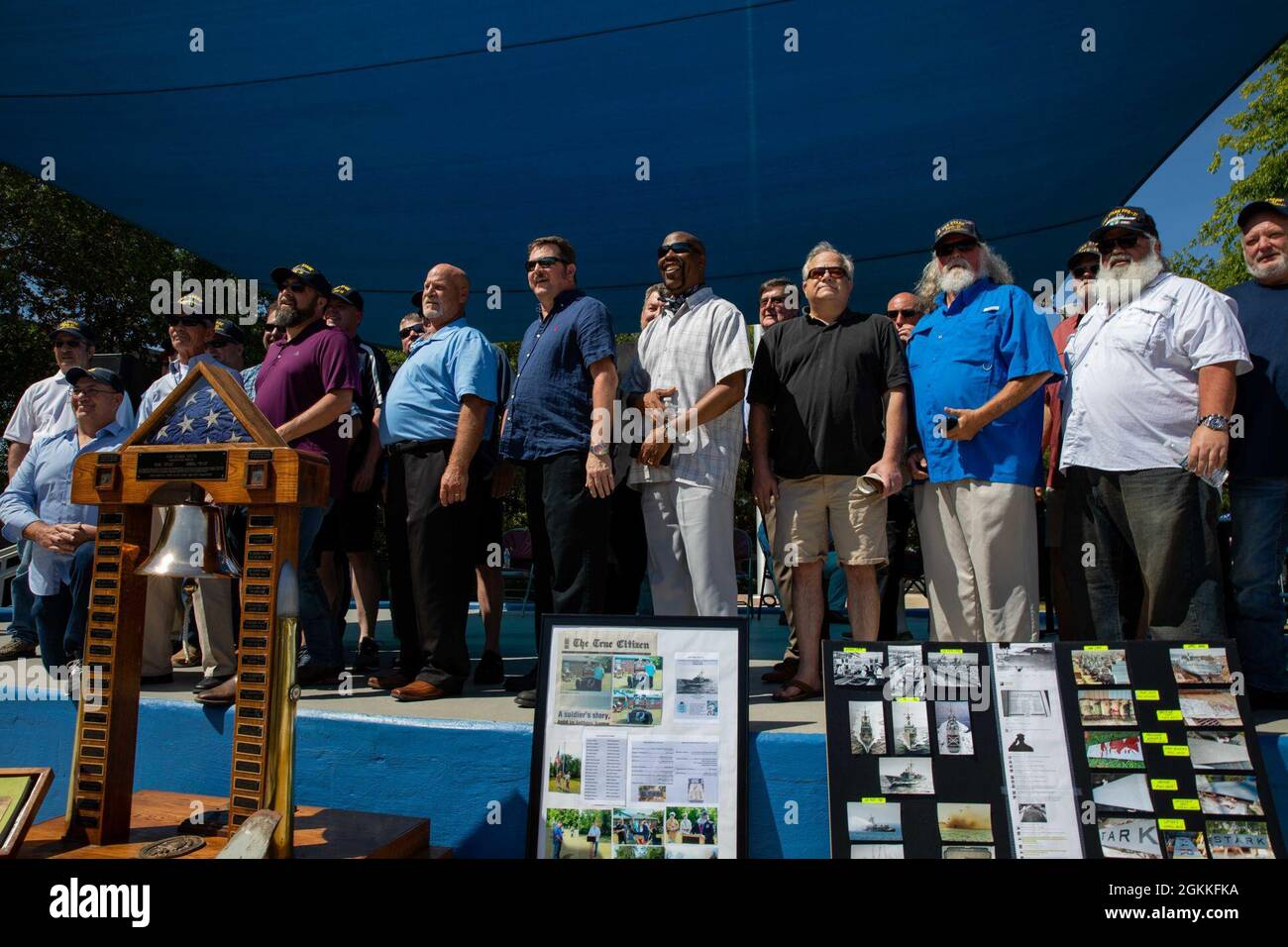 Uss stark hi-res stock photography and images - Alamy
