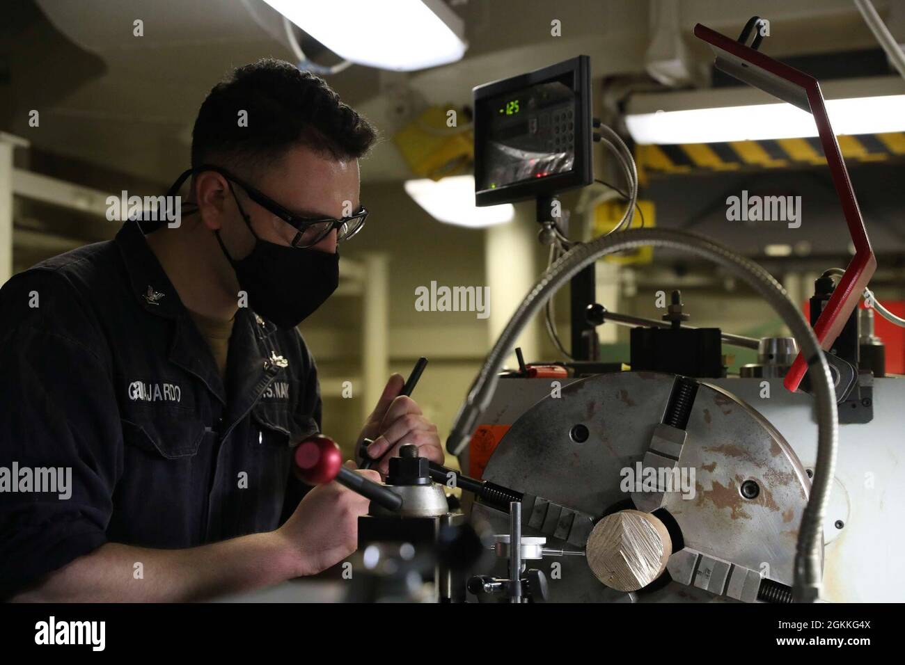 210517-N-OP825-1066 PACIFIC OCEAN (May 17, 2021) – Machinery Repairman ...