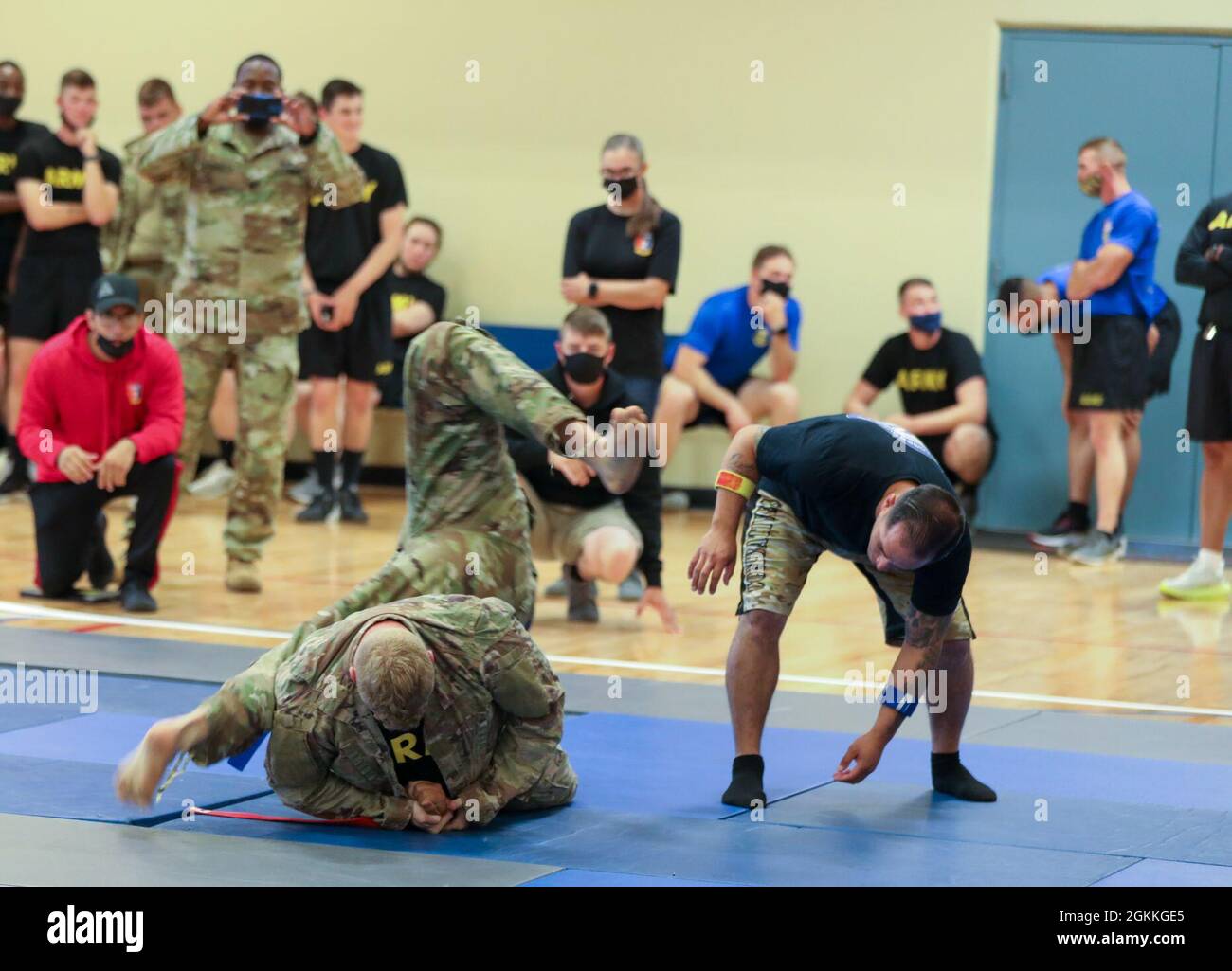U.S. Army Soldiers face off during a combatives tournament at Fort ...