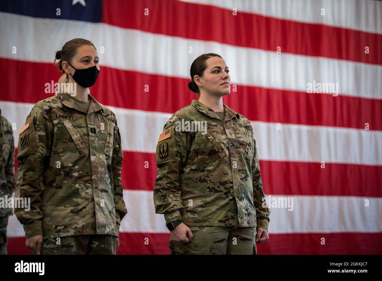 Soldiers with Joint Task Force Steelhead, the Washington National Guard ...