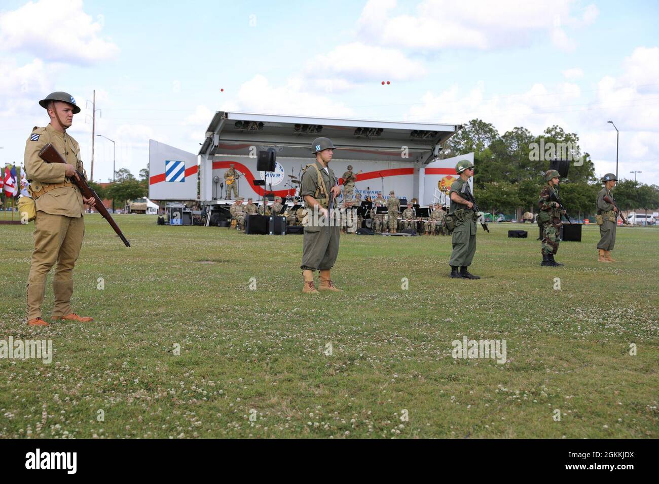 Soldiers with 3rd Infantry Division wear uniforms previously worn by ...