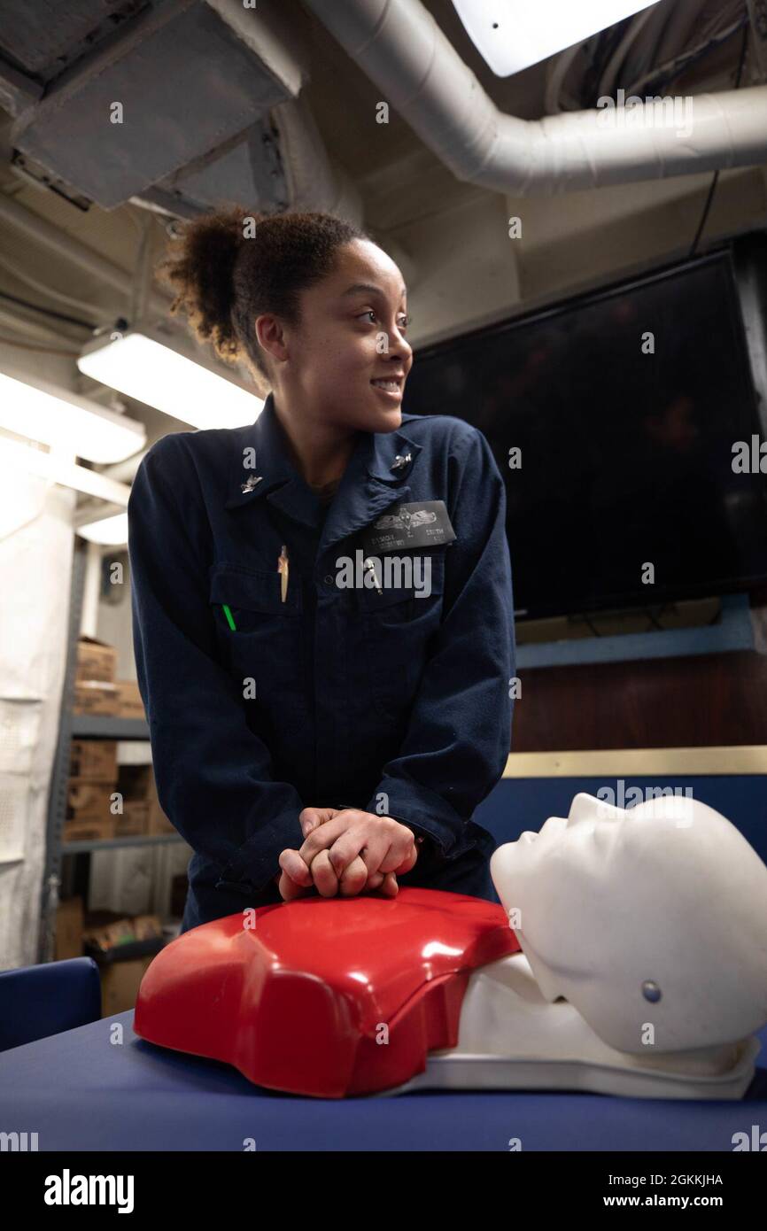 210518-N-CJ510-0036 ATLANTIC OCEAN (May 18, 2021) Gas Turbine Systems ...