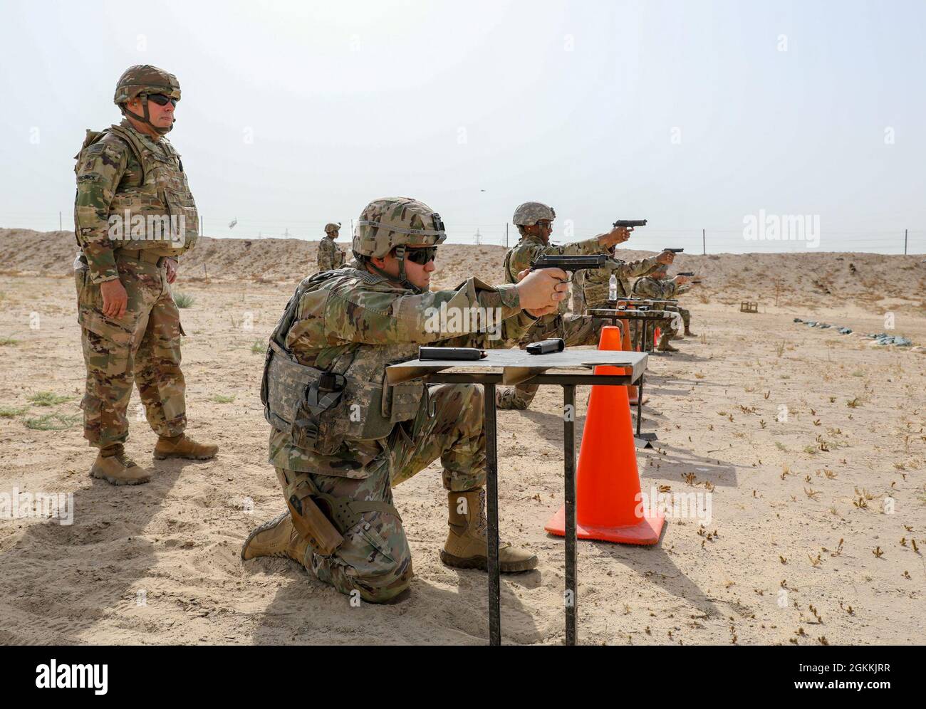 M9 combat pistol qualification hi-res stock photography and images - Alamy