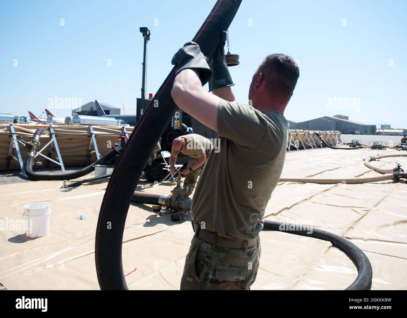 U.S. Air Force Tech. Sgt. Eric Fortenberry, 635th Material Maintenance ...