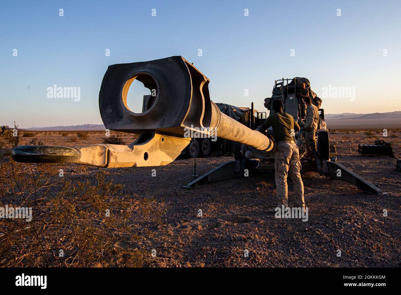 U.S. Marines with Bravo Battery, 1st Battalion, 10th Marine Regiment ...