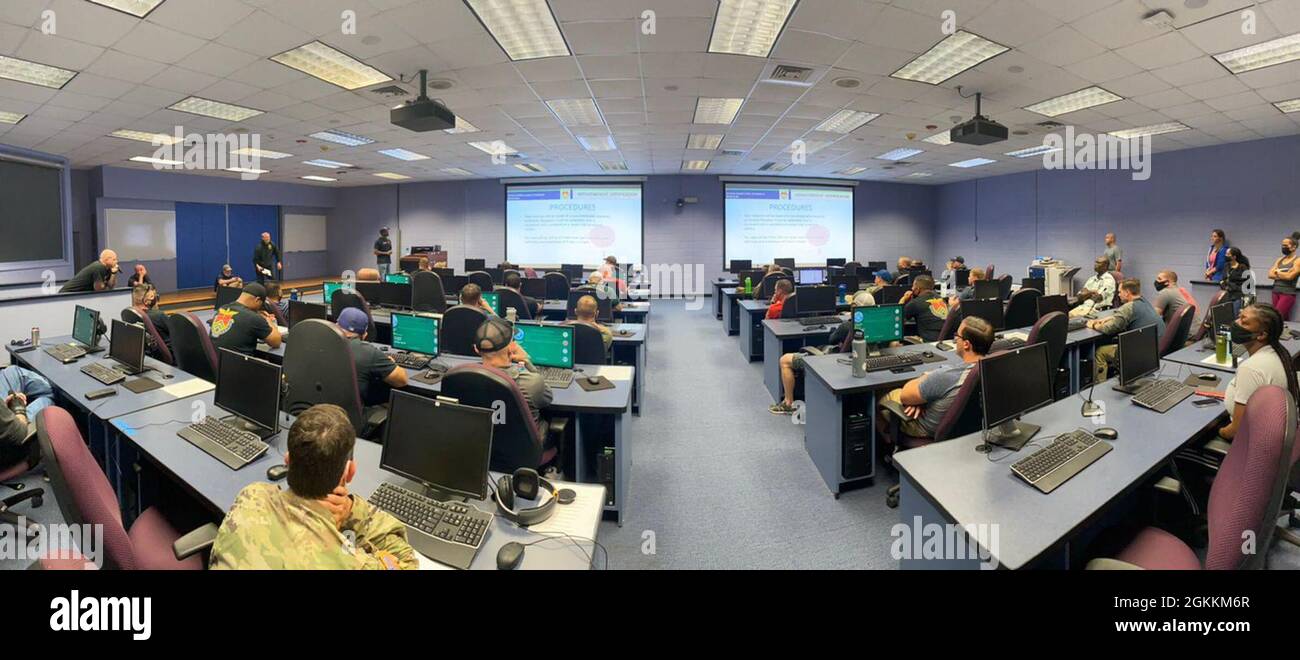 Army body composition program hi-res stock photography and images - Alamy