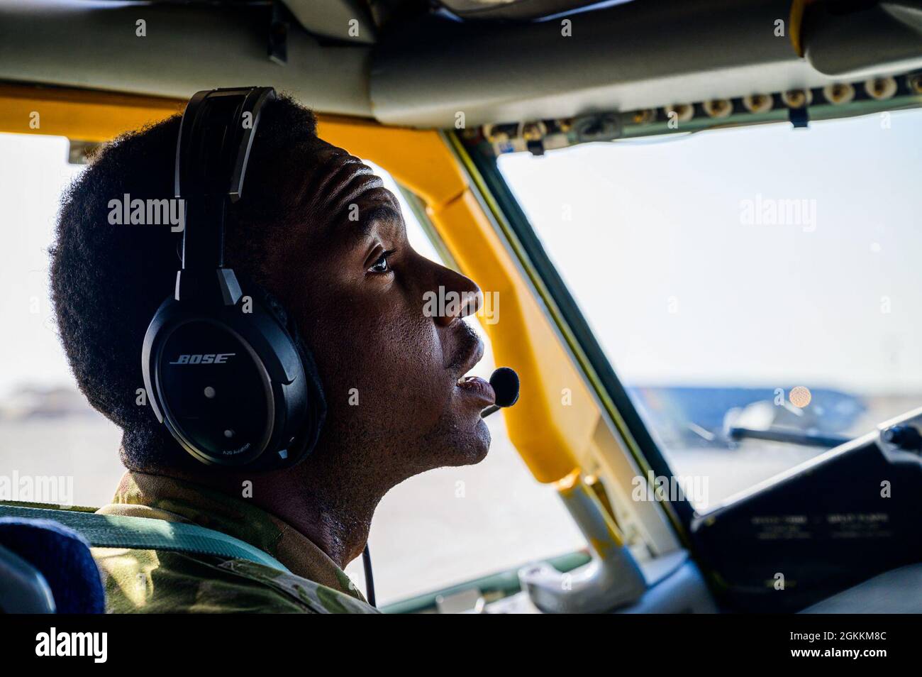 350th expeditionary aerial refueling squadron hi-res stock photography ...