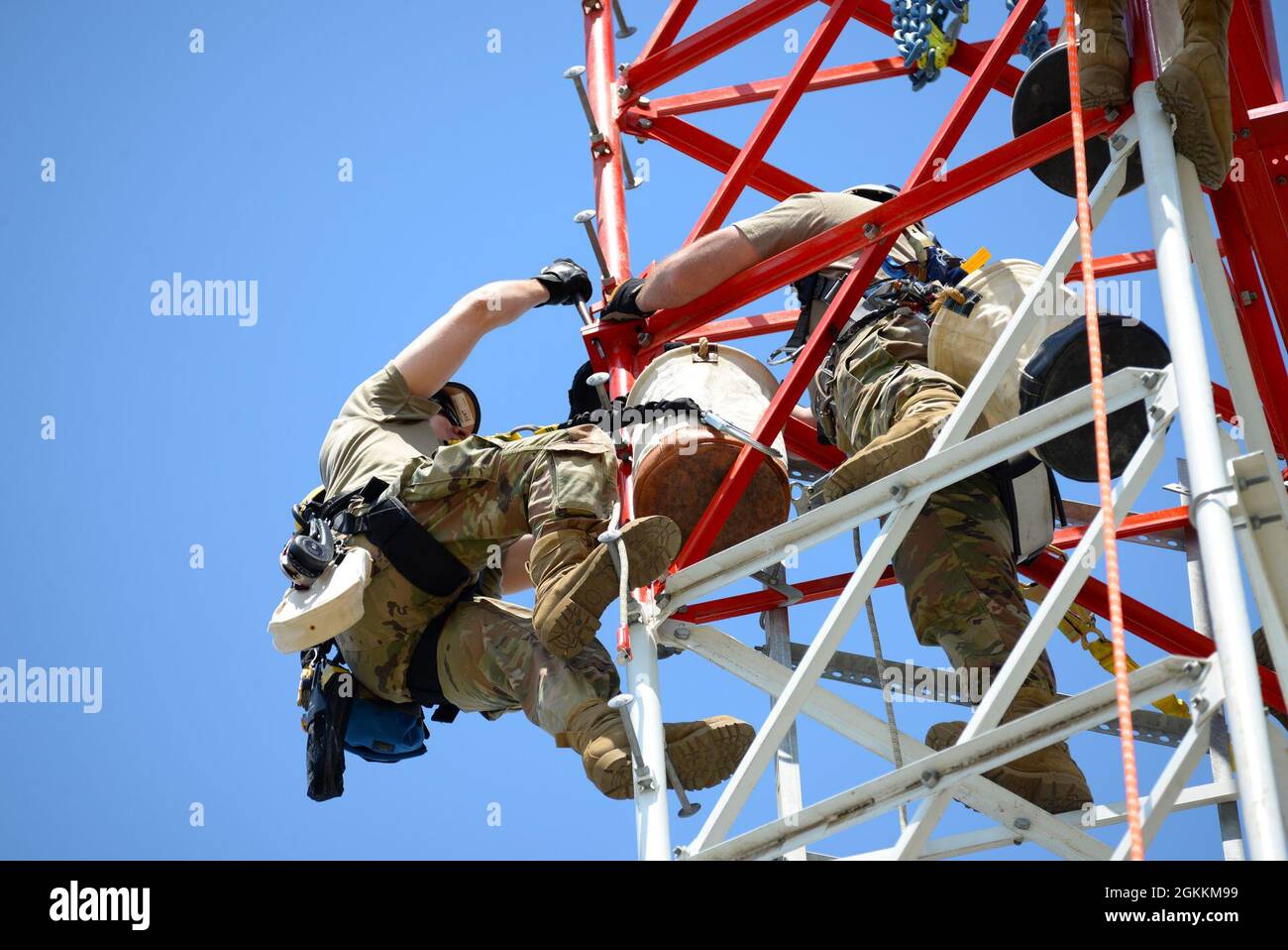 From left, U.S. Air Force Staff Sgt. Caleb Hunt and Tech. Sgt. Michael ...