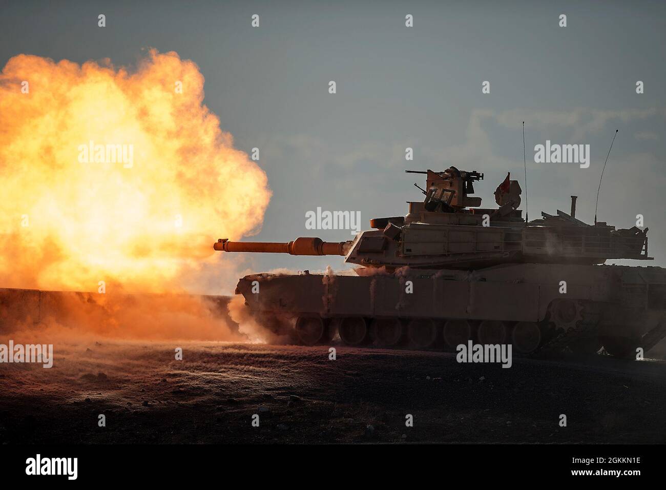 Tank crew ranks hi-res stock photography and images - Alamy