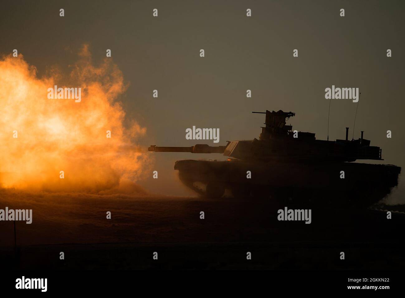 Tank crew ranks hi-res stock photography and images - Alamy