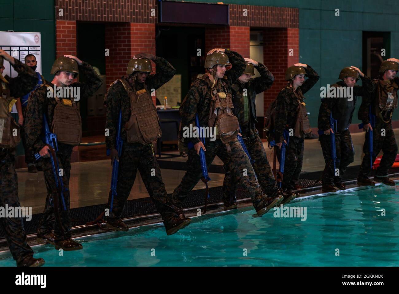 Recruits with Papa Company, 4th Recruit Training Battalion, conduct ...