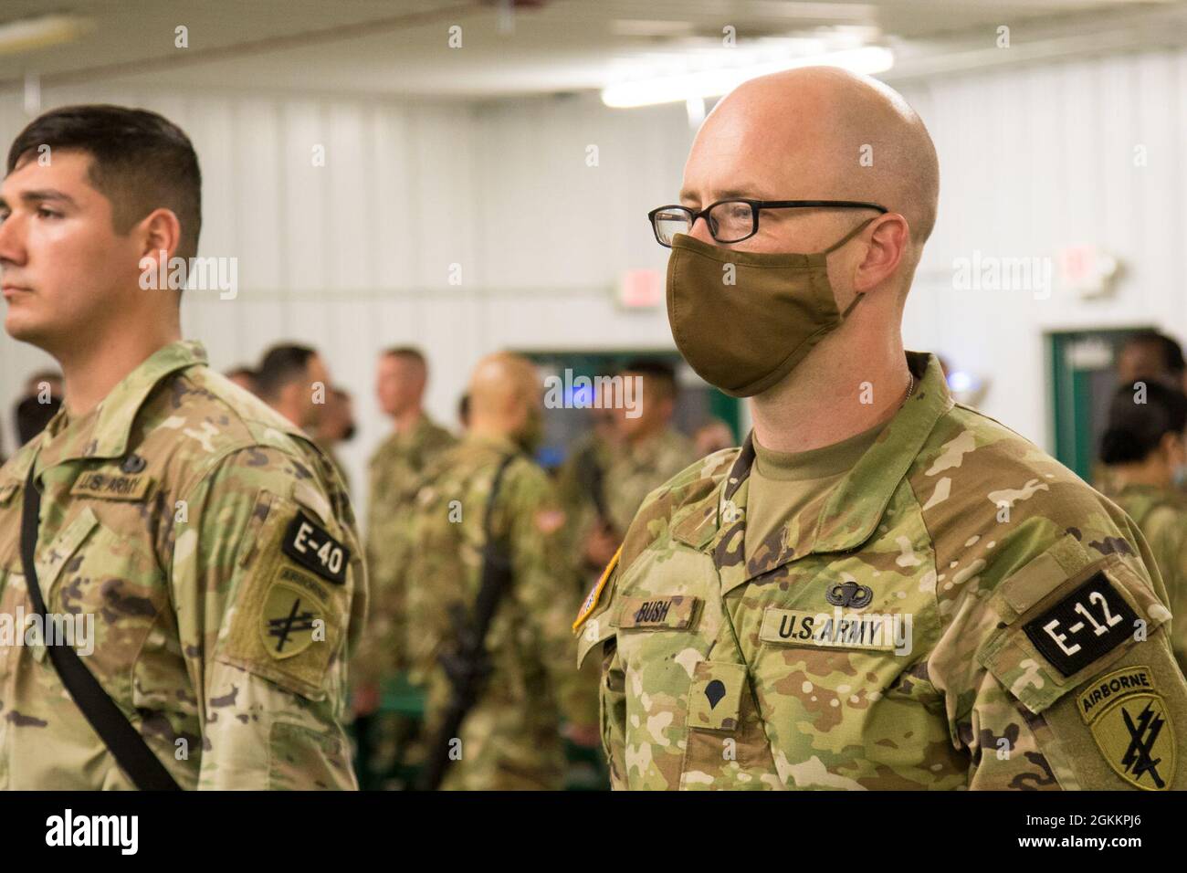 U s army reserve soldier spc hi-res stock photography and images - Alamy