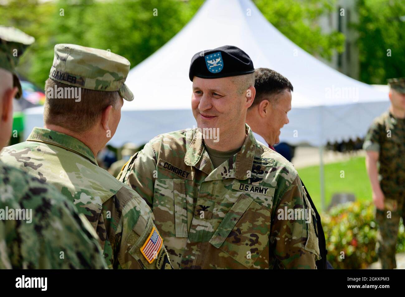 Col. Jason Condrey, outgoing garrison commander, bids farewell to U.S ...