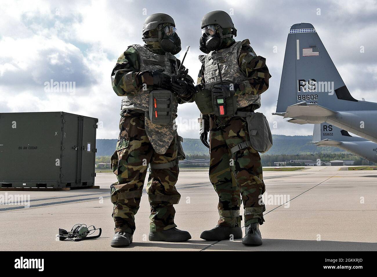 U.S. Air Force Master Sgt. Glenn Arias, 86th Maintenance Squadron ...