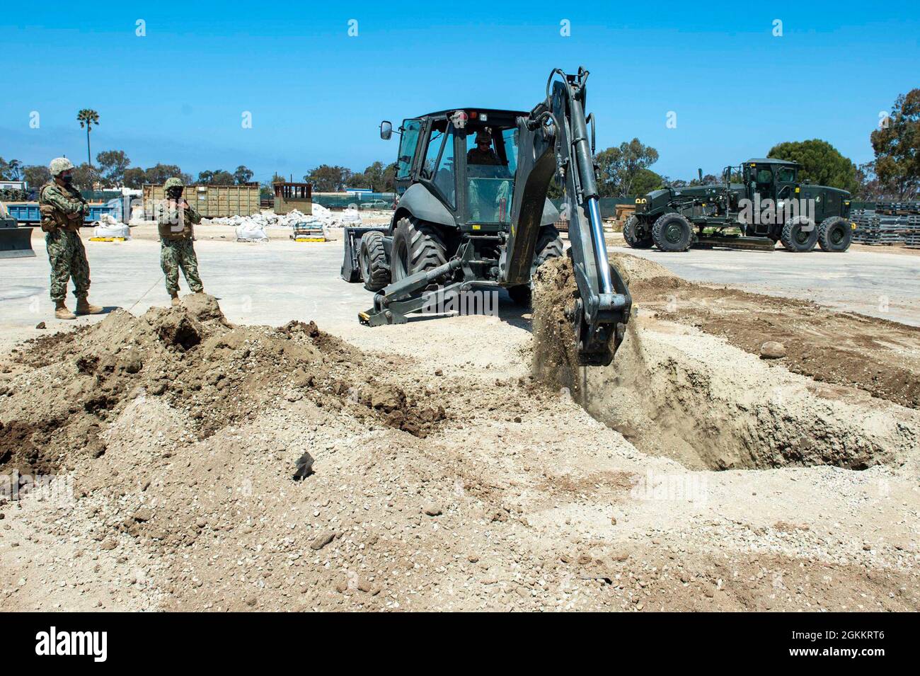 U s navy seabees from naval mobile construction battalion nmcb hi-res ...