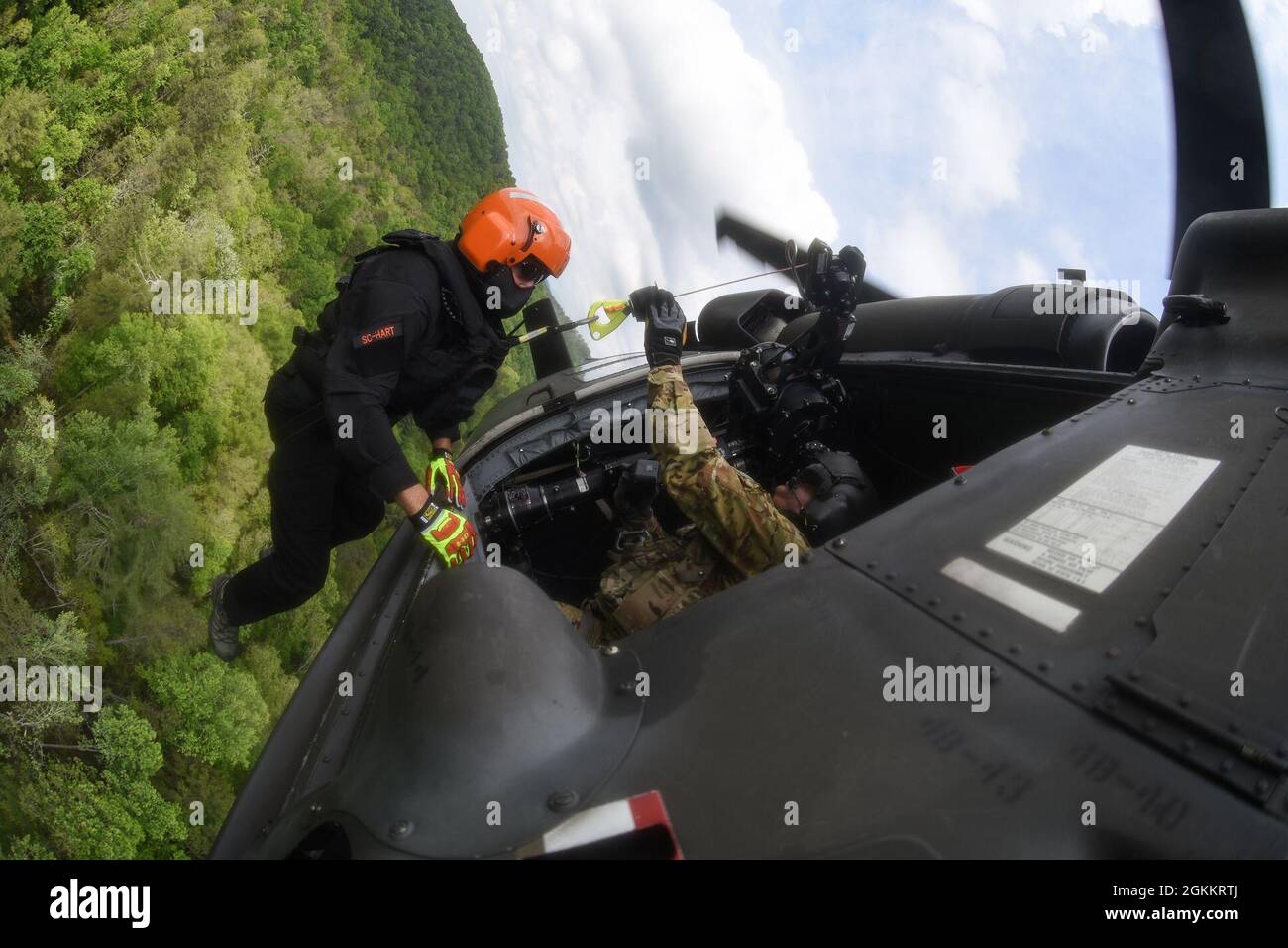 Aircraft firefighting procedures hi-res stock photography and images ...