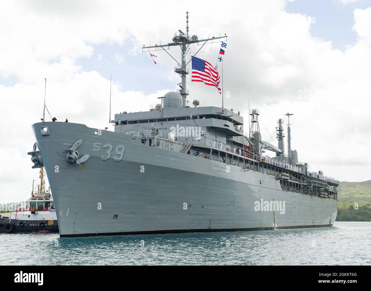 Uss emory s land as 39 sailors hi-res stock photography and images - Alamy