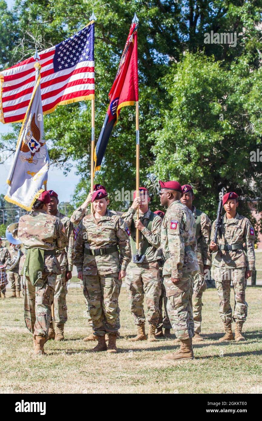 Command Sgt. Maj. LaToya McLaughlin, Command Sergeant Major, 82nd ...