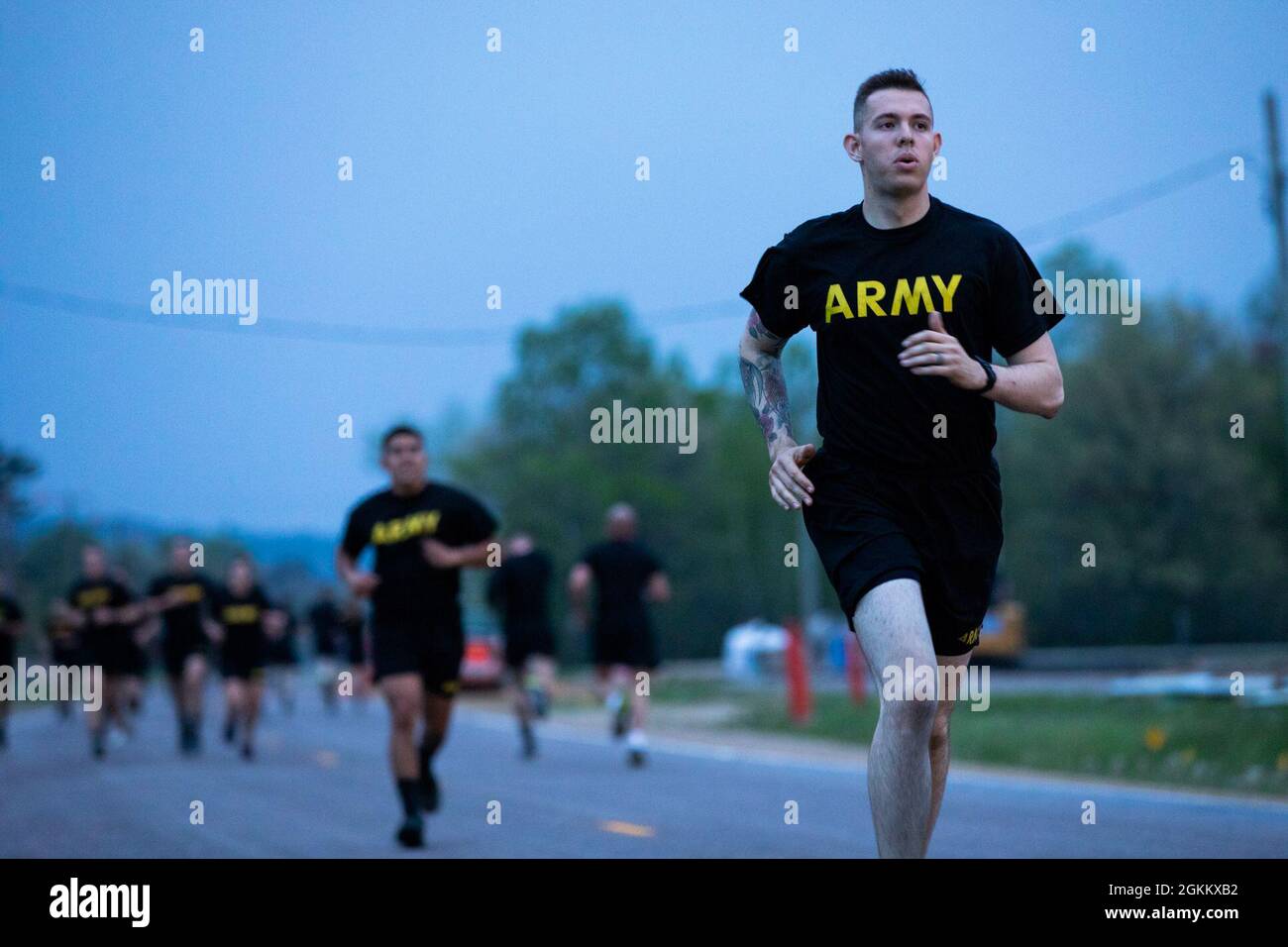 A U.S. Army Reserve Soldier takes the Army Physical Fitness Test (APFT ...
