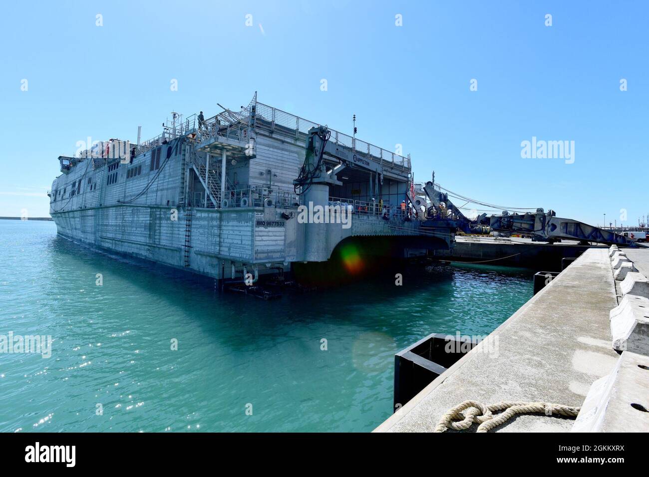 Usns trenton hi-res stock photography and images - Alamy