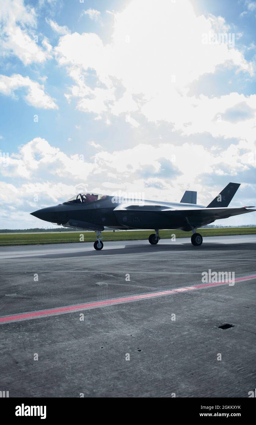 A U.S. Air Force F-35A Lightning II assigned to the 34th Fighter ...