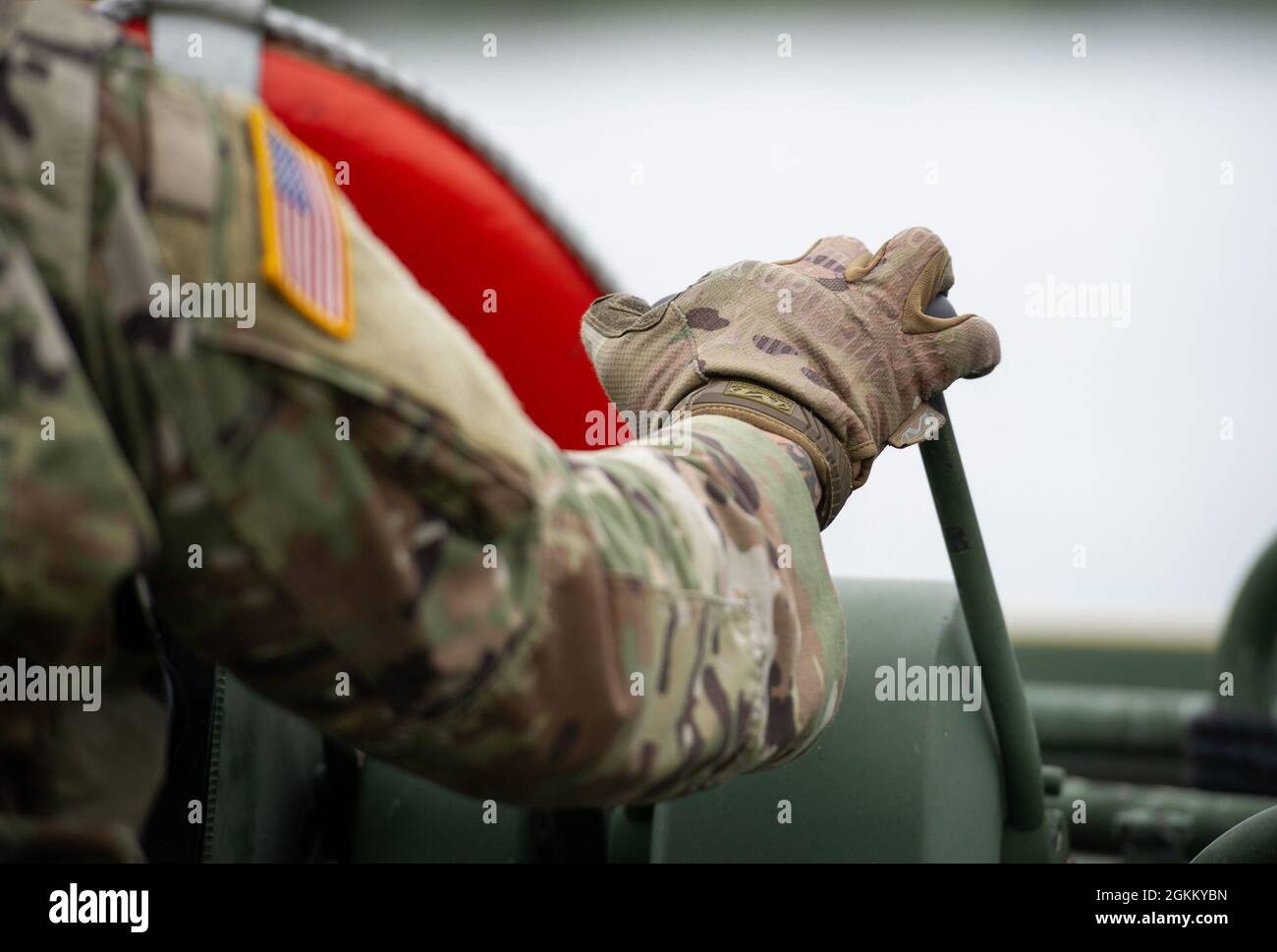 Army Reserve Soldiers from the 652nd Engineer Company (Multi-Role ...