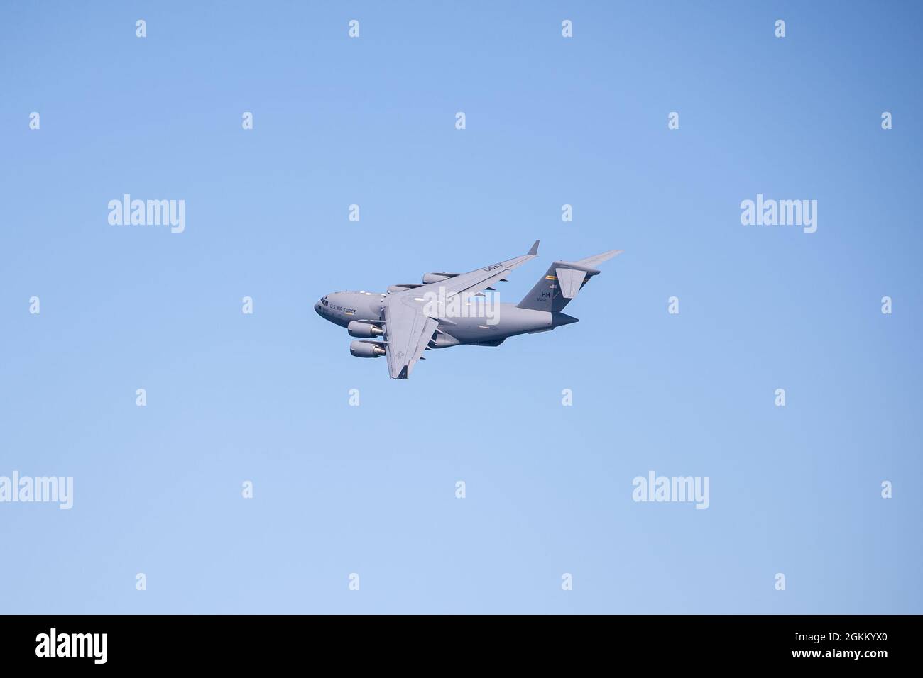 204th airlift squadron hi-res stock photography and images - Alamy
