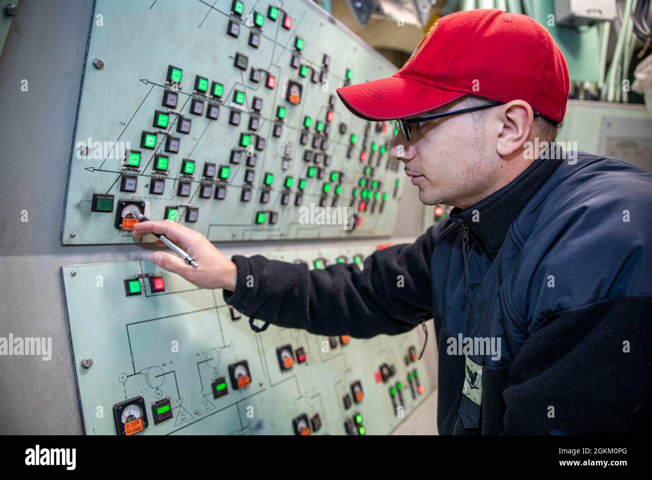 210521-N-BF356-1008 ATLANTIC OCEAN (May 21, 2021) Damage Controlman 3rd ...