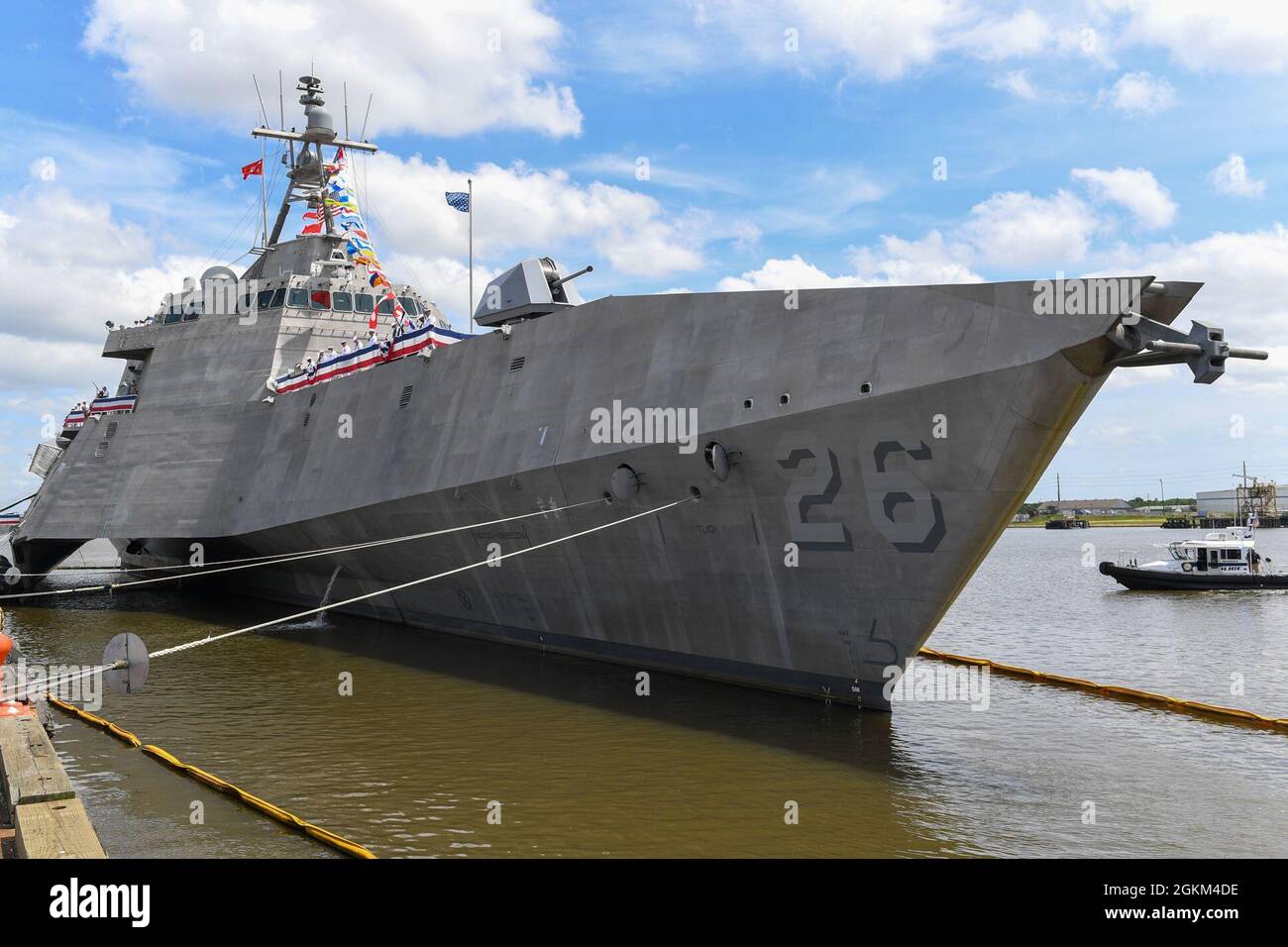 210522-N-SB299-2006 MOBILE, Ala. (May 22, 2021) – The crew of USS ...
