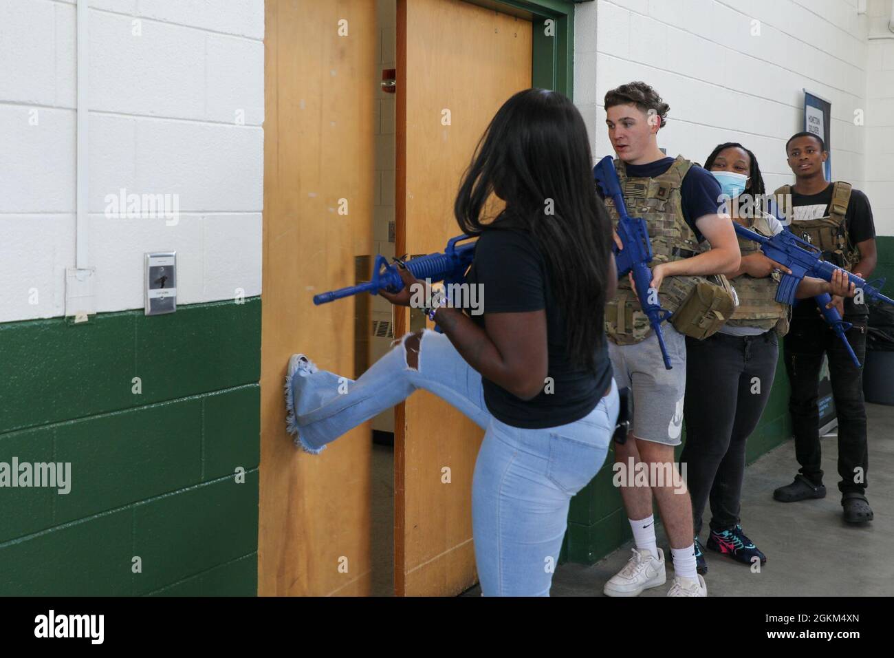 North Carolina National Guard Recruit Sustainment Program Soldiers and ...