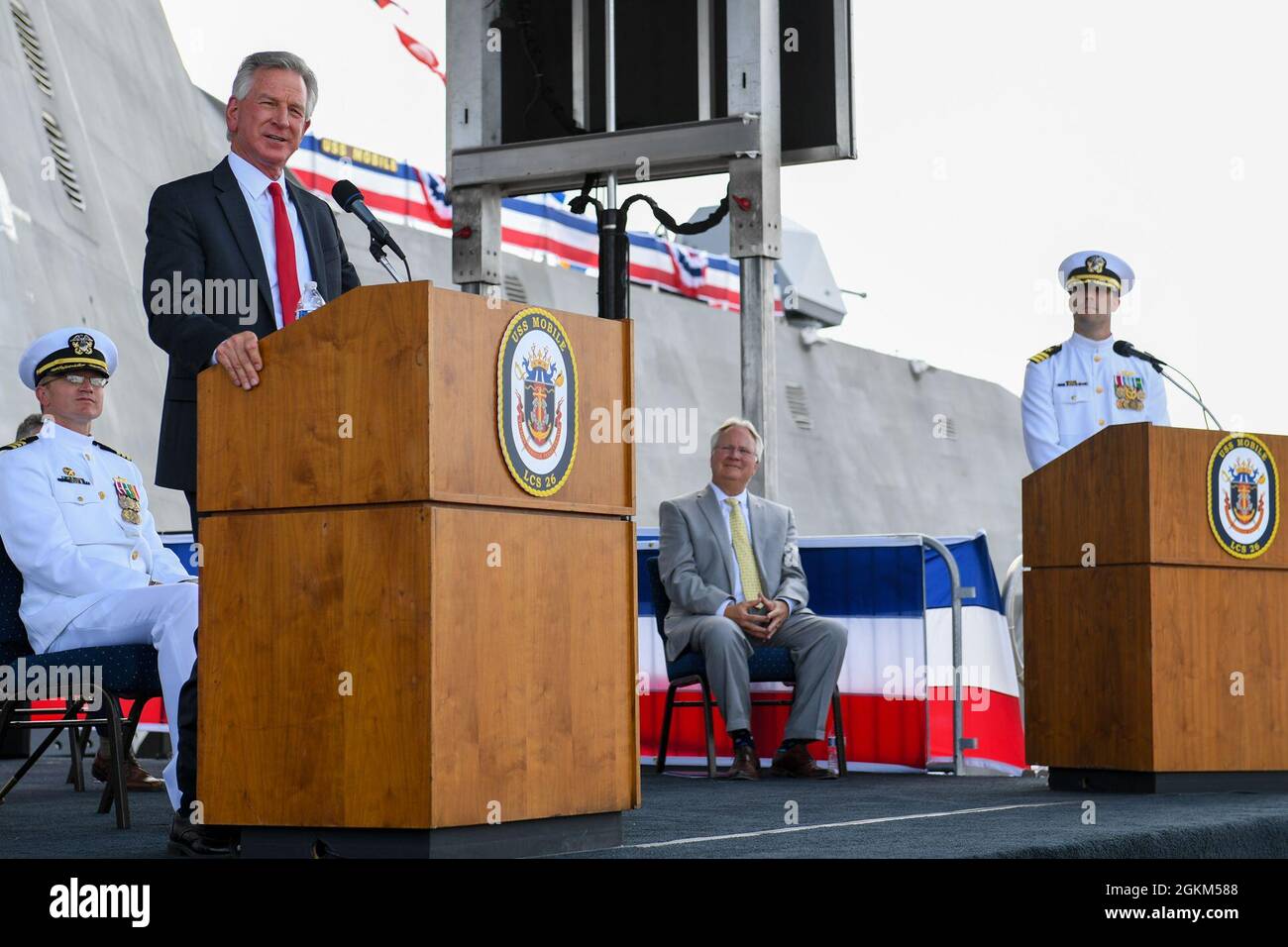 Speaker at ship commissioning ceremony hi-res stock photography and ...
