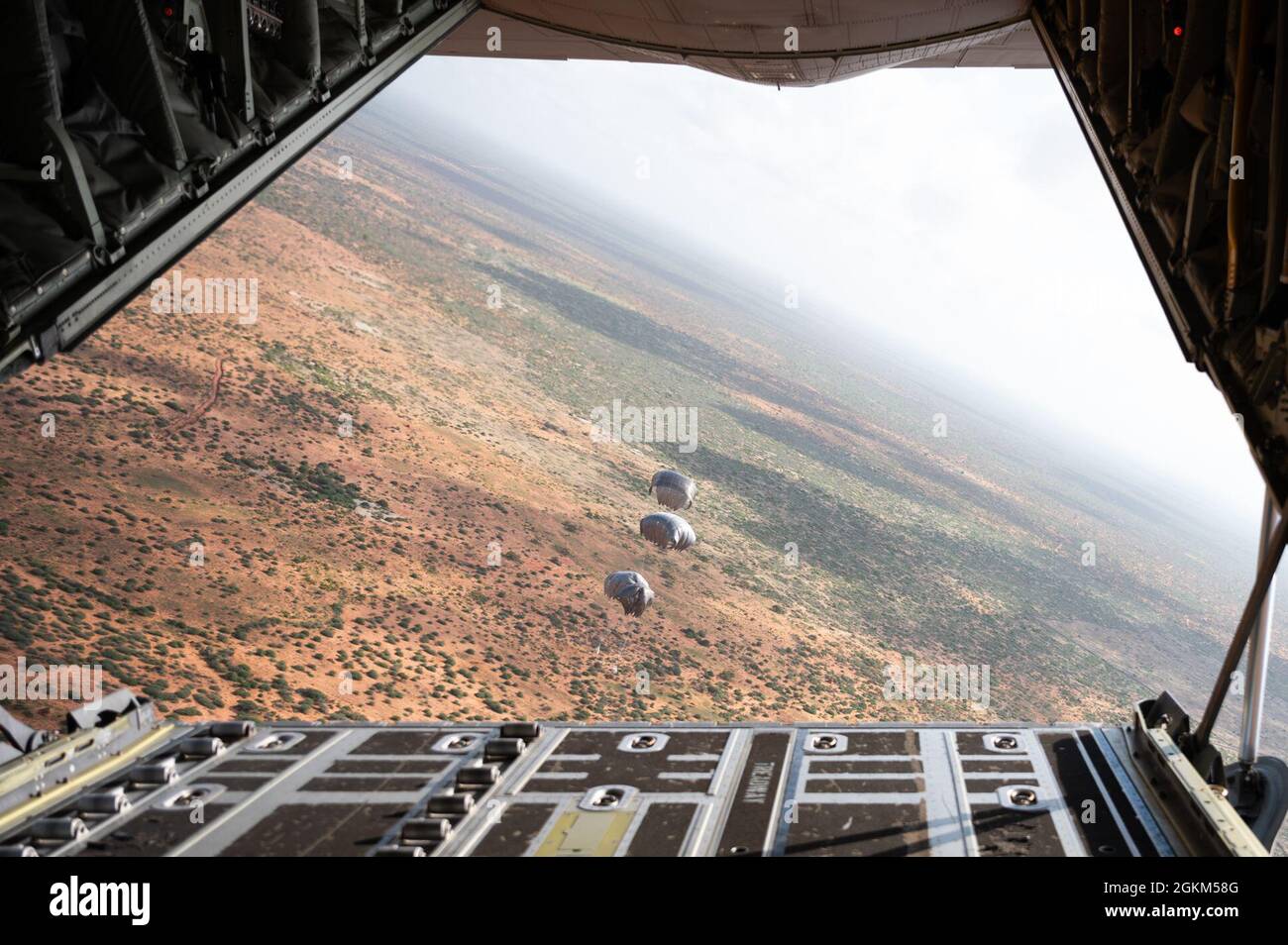 U.S. Air Force Airmen assigned to the 75th Expeditionary Airlift ...