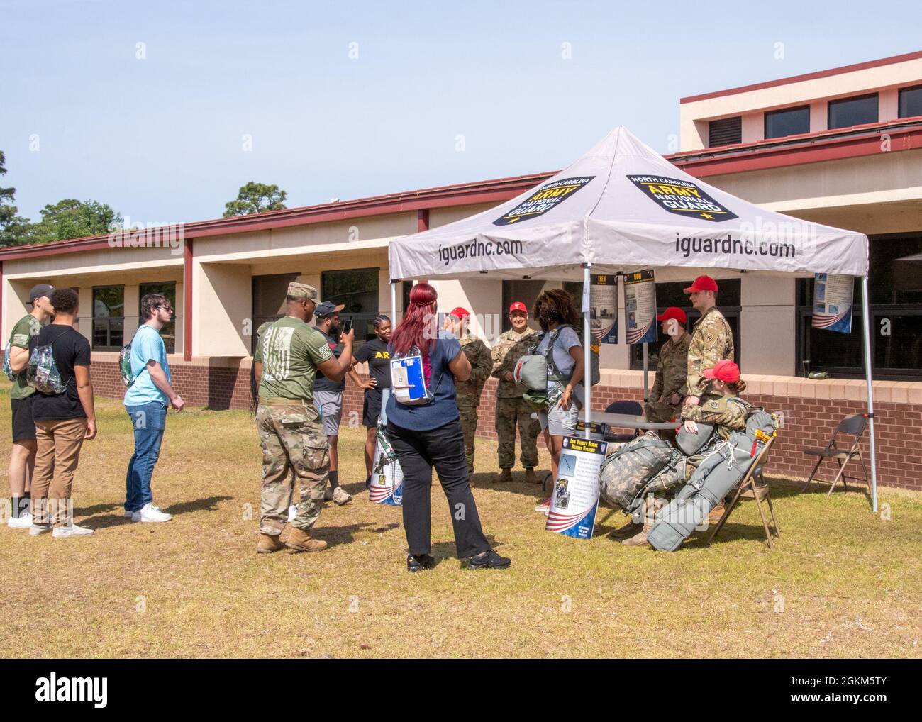 The North Carolina Army National Guard Recruiting & Retention Battalion ...