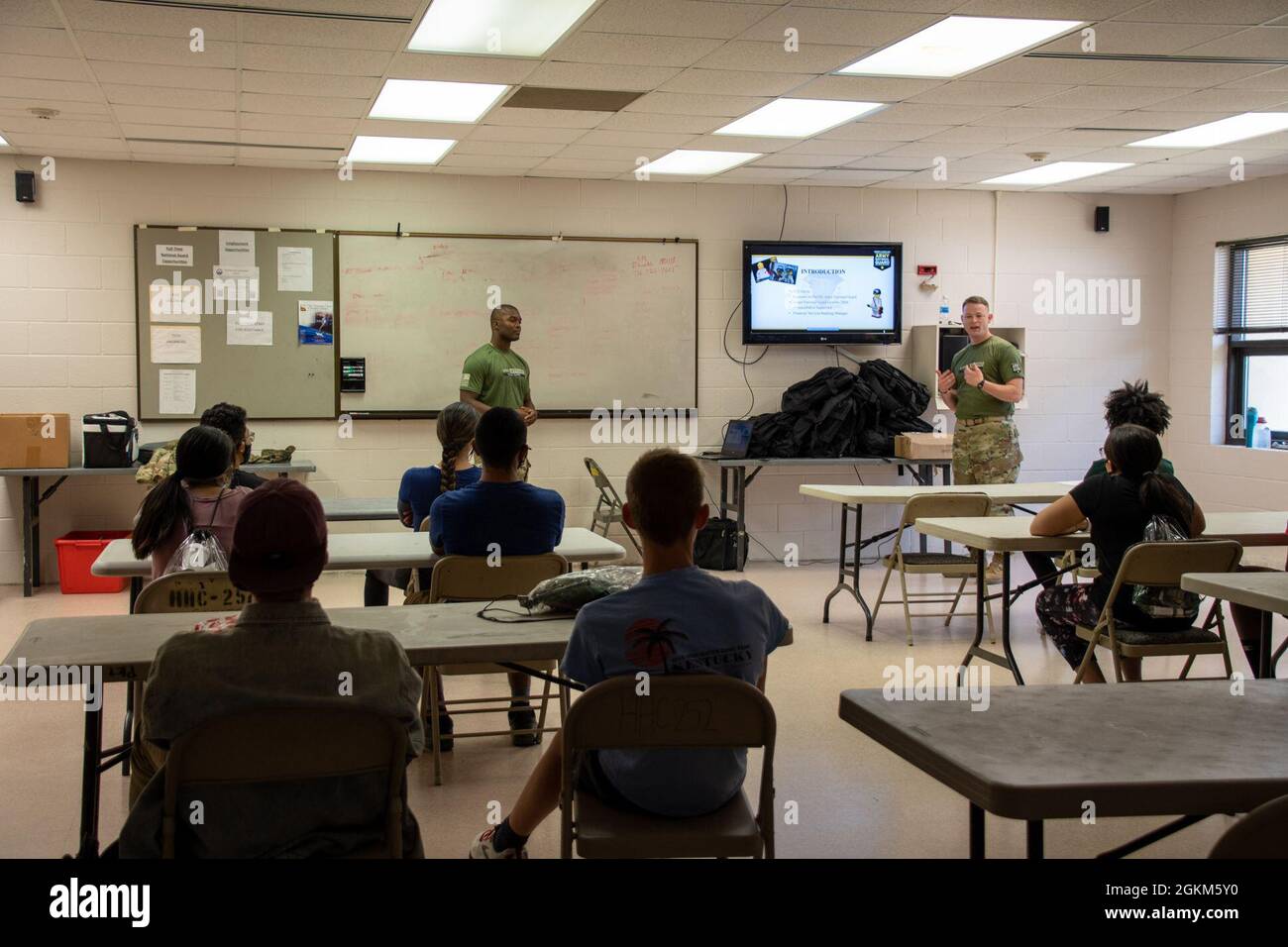 North Carolina Army National Guard recruiters talk to a group of ...