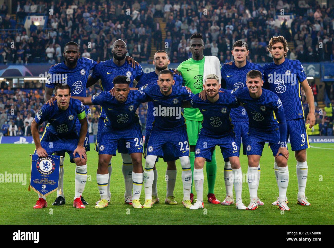 The chelsea team back row hi-res stock photography and images - Alamy