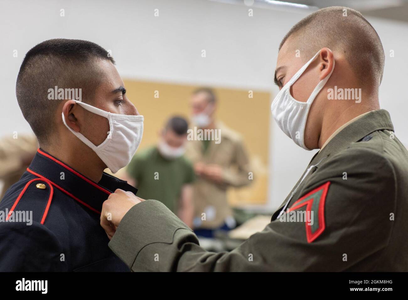 Recruits with India Company, 3rd Recruit Training Battalion, get their ...