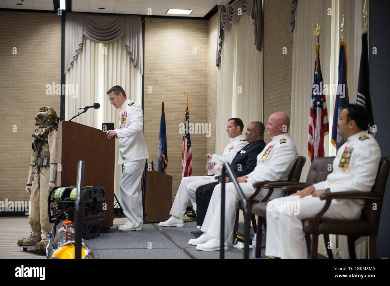 VIRGINIA BEACH, Va. (May 24, 2021) - Cmdr. Trevor Ritland, outgoing ...