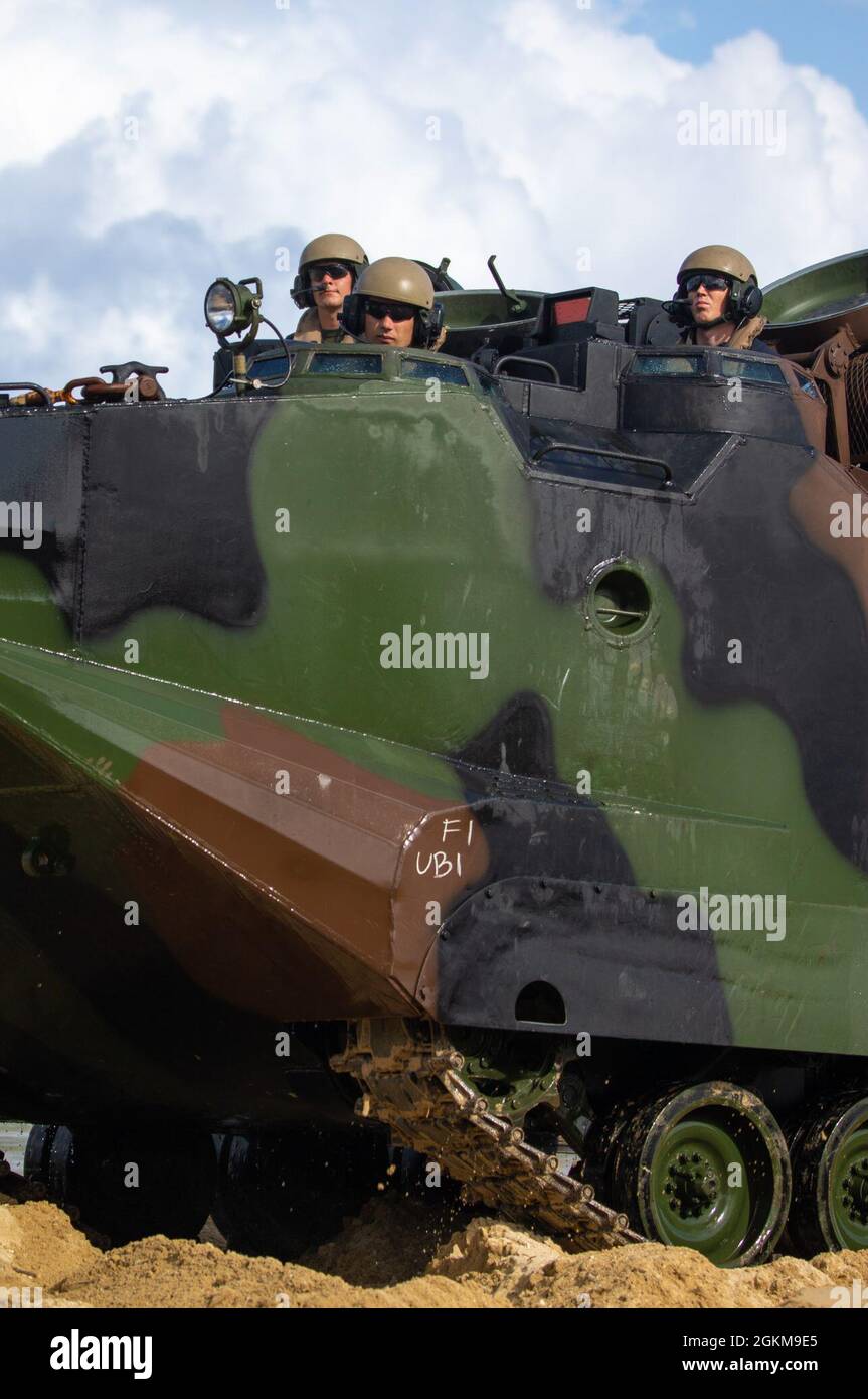 U.S. Marines with Company B, 3d Assault Amphibian Battalion currently ...