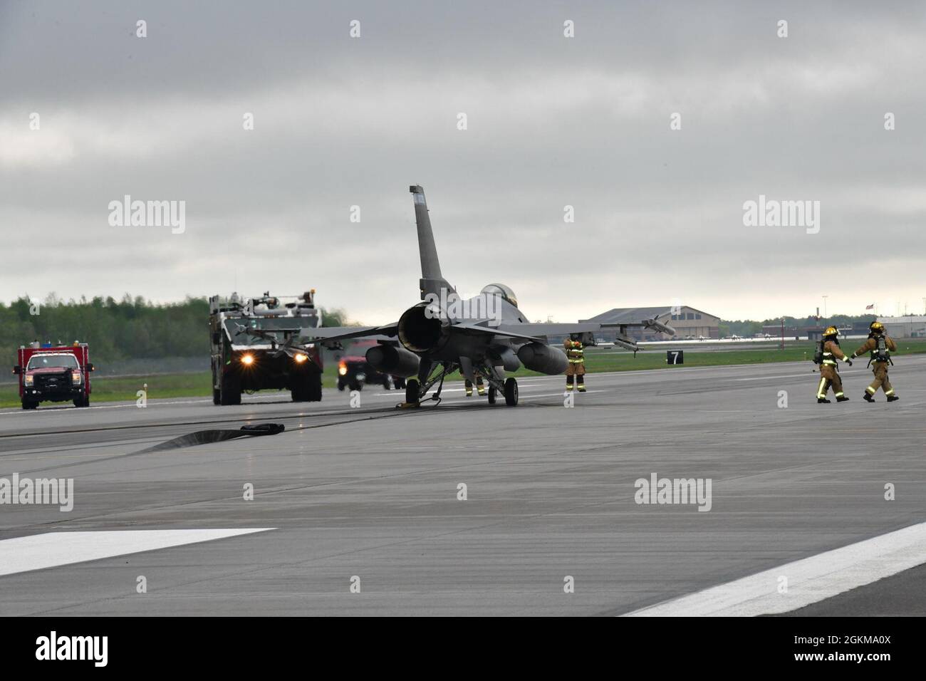 Fire Protection specialists from the 148th Fighter Wing respond to an F ...