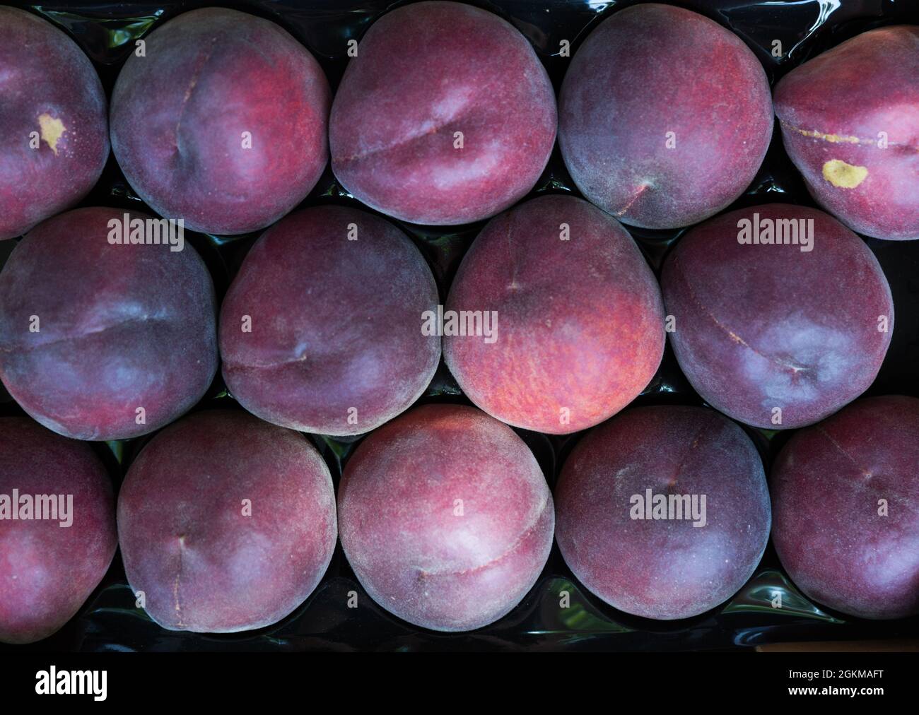 Peaches ingredients fruit produce hi-res stock photography and images ...