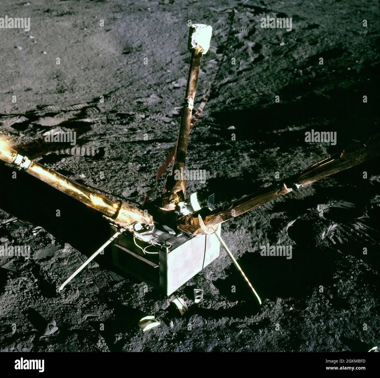 Sitting on the lunar surface, this magnetometer provided new data on ...