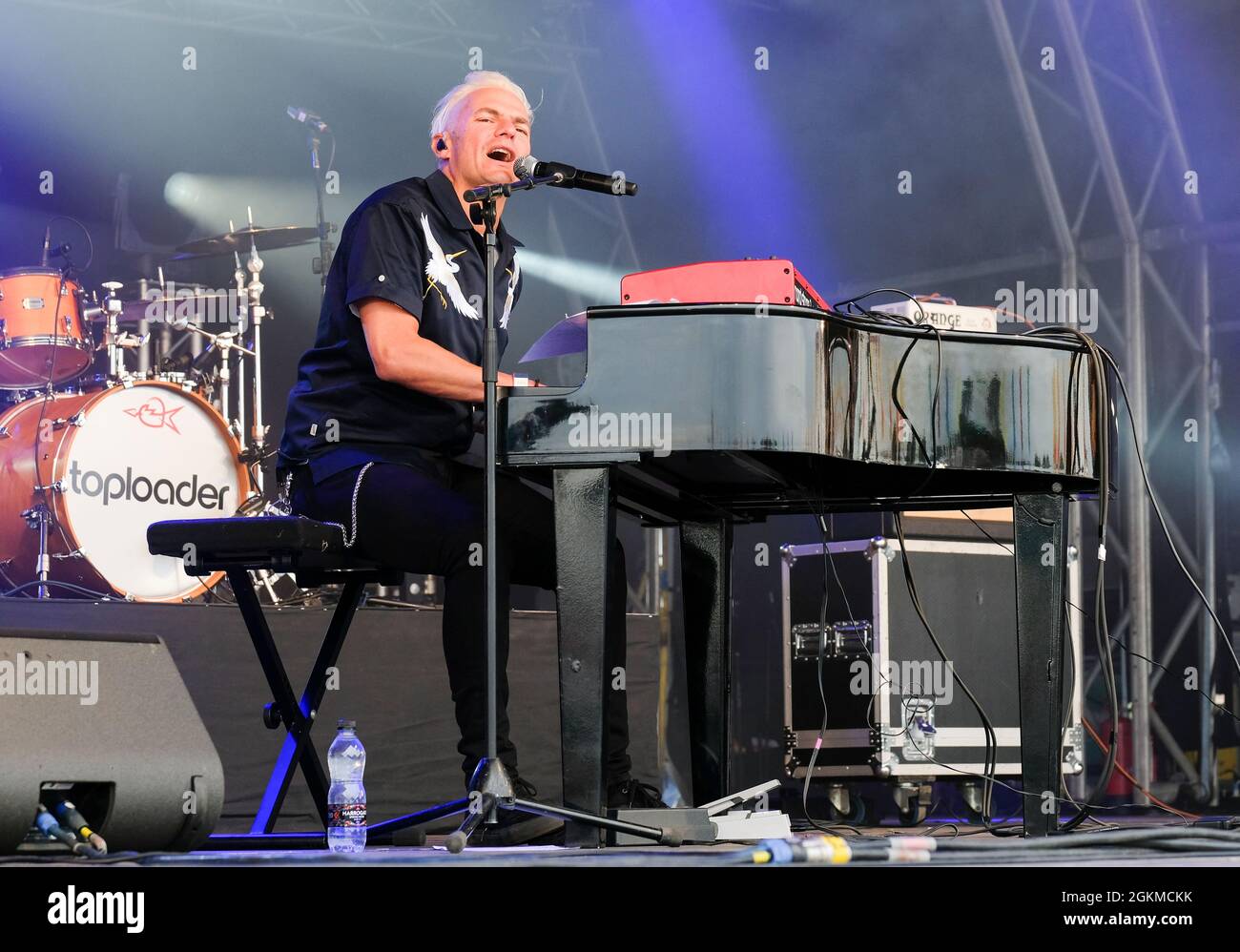 Joseph washbourn musician hi-res stock photography and images - Alamy