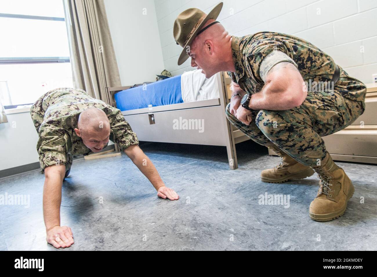 Gunnery Sgt. Michael P. Wentline, a Marine Corps Drill Instructor ...