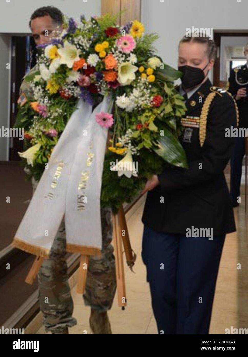 Col. Mario Washington, U.S. Army Garrison Wiesbaden Commander and Cadet ...