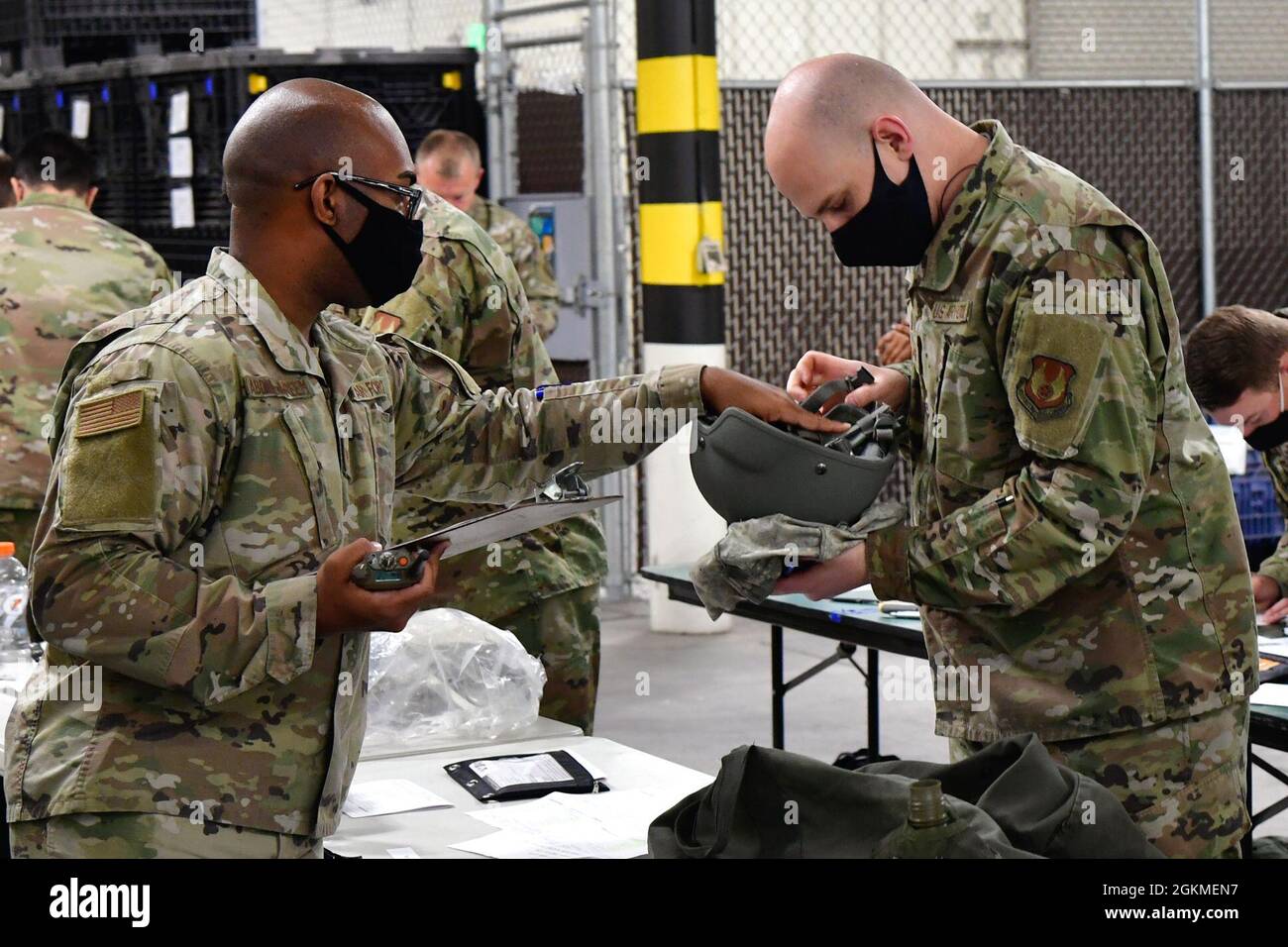 309th aircraft maintenance wing hi-res stock photography and images - Alamy
