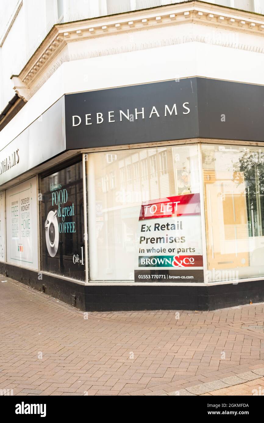 Closed down and empty Debenham's store available to let Stock Photo - Alamy